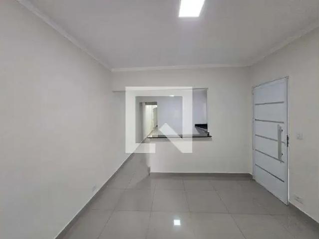 Casa / Sobrado para Locação em Guarulhos/SP Vila Galvão 3 Quartos