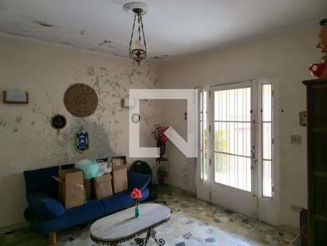 Casa / Sobrado para Locação em Guarulhos/SP Vila Galvão 3 Quartos