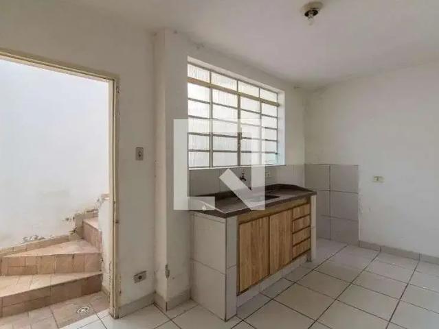 Casa / Sobrado para Locação em Guarulhos/SP Vila Hermínia 1 Quartos