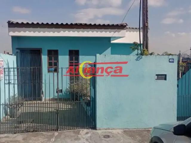 Casa / Sobrado para Locação em Guarulhos/SP Vila Milton 2 Quartos
