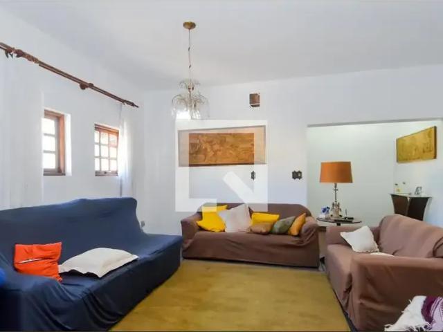 Casa / Sobrado para Locação em Guarulhos/SP Vila Miriam 3 Quartos