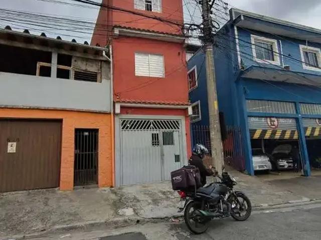 Casa / Sobrado para Locação em Guarulhos/SP Vila Moreira 1 Quartos