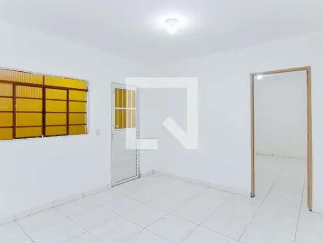 Casa / Sobrado para Locação em Guarulhos/SP Vila Nova Bonsucesso 1 Quartos