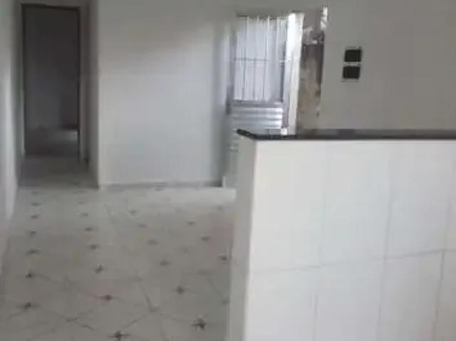 Casa / Sobrado para Locação em Guarulhos/SP Vila Nova Bonsucesso 2 Quartos