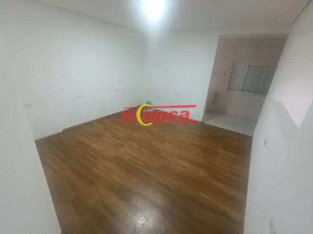 Casa / Sobrado para Locação em Guarulhos/SP Vila Nova União 2 Quartos