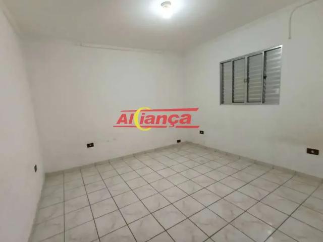 Casa / Sobrado para Locação em Guarulhos/SP Vila Paraíso 1 Quartos