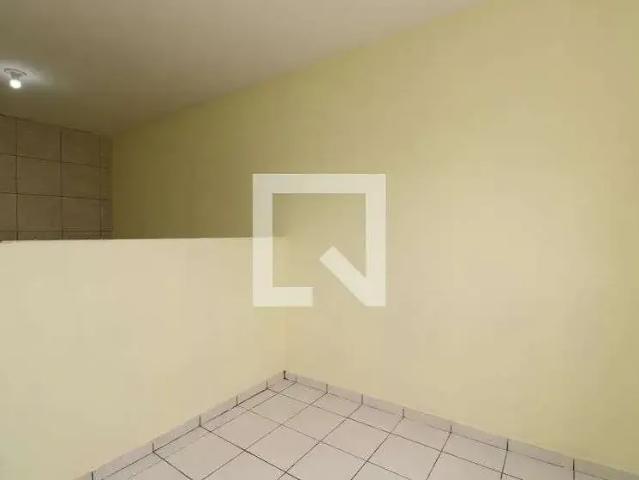 Casa / Sobrado para Locação em Guarulhos/SP Vila Rio de Janeiro 1 Quartos