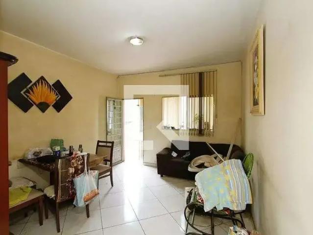 Casa / Sobrado para Locação em Guarulhos/SP Vila Rio de Janeiro 2 Quartos