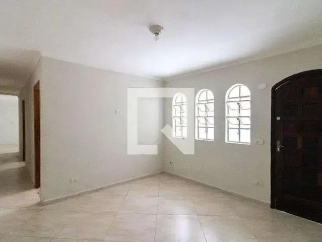 Casa / Sobrado para Locação em Guarulhos/SP Vila Rosália 3 Quartos