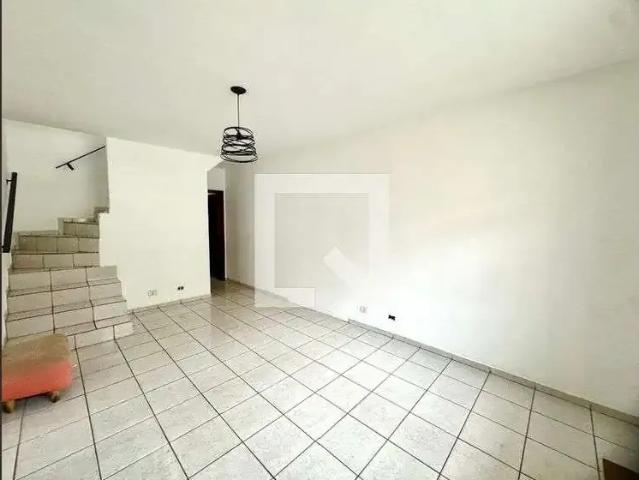 Casa / Sobrado para Locação em Guarulhos/SP Vila Rosália 3 Quartos