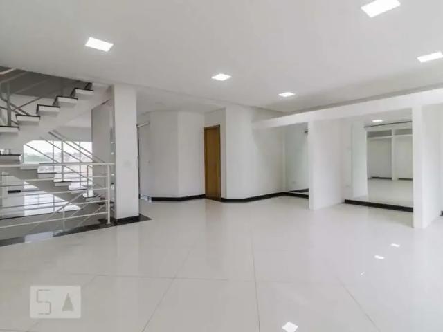 Casa / Sobrado para Locação em Guarulhos/SP Vila Rosália 4 Quartos