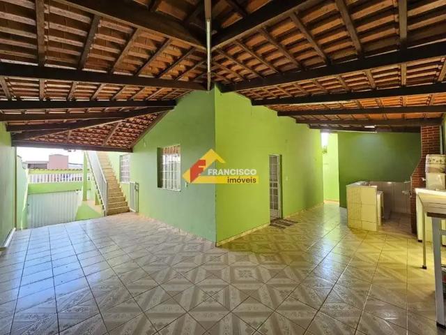 Casa / Sobrado para Locação em Divinópolis/MG Vila Romana 5 Quartos