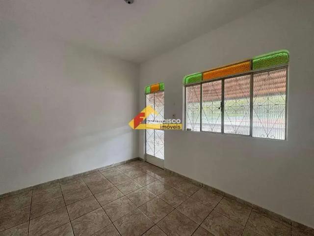 Casa / Sobrado para Locação em Divinópolis/MG Orion 2 Quartos