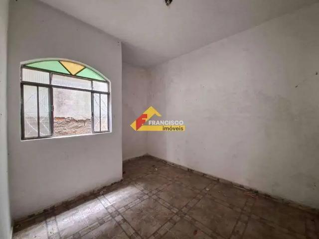 Casa / Sobrado para Locação em Divinópolis/MG Padre Eustáquio 2 Quartos