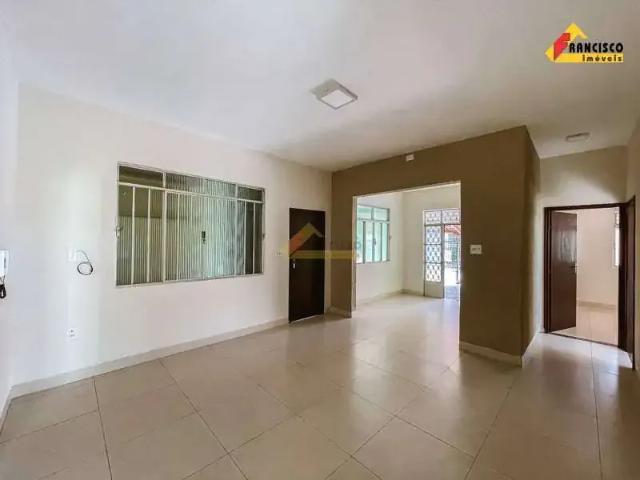 Casa / Sobrado para Locação em Divinópolis/MG Porto Velho 4 Quartos