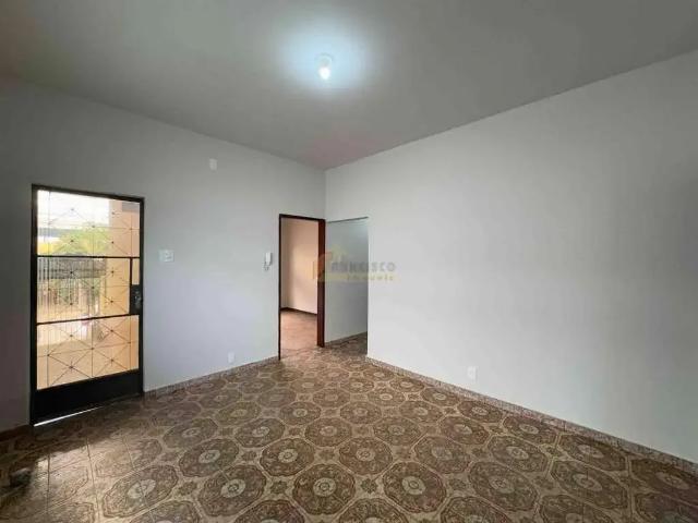Casa / Sobrado para Locação em Divinópolis/MG Planalto 3 Quartos