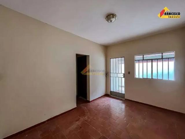 Casa / Sobrado para Locação em Divinópolis/MG Planalto 3 Quartos