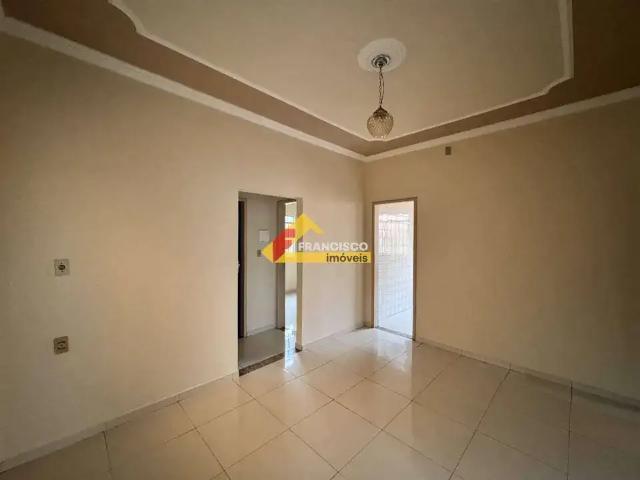 Casa / Sobrado para Locação em Divinópolis/MG Planalto 3 Quartos