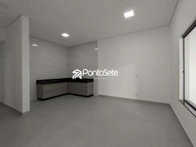 Casa / Sobrado para Locação em Divinópolis/MG Residencial Doutor Walchir Resende Costa 3 Quartos
