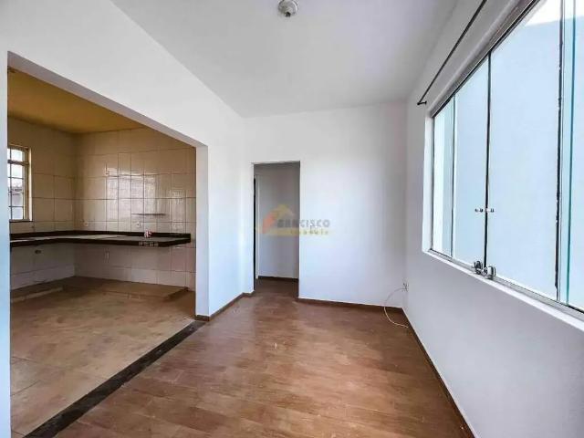 Casa / Sobrado para Locação em Divinópolis/MG São José 3 Quartos