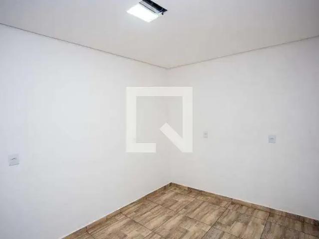 Casa / Sobrado para Locação em Diadema/SP Canhema 1 Quartos