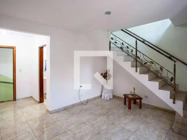 Casa / Sobrado para Locação em Diadema/SP Centro 2 Quartos