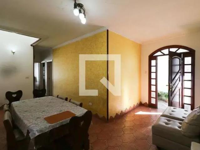 Casa / Sobrado para Locação em Diadema/SP Centro 3 Quartos