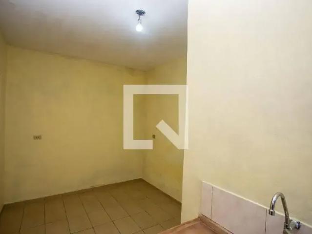 Casa / Sobrado para Locação em Diadema/SP Serraria 1 Quartos