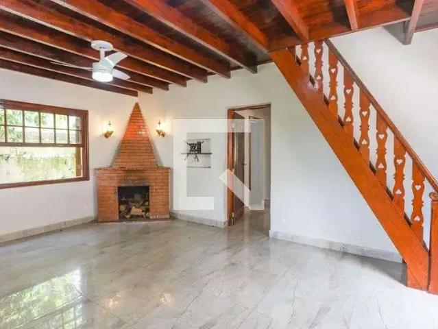 Casa / Sobrado para Locação em Diadema/SP Serraria 3 Quartos
