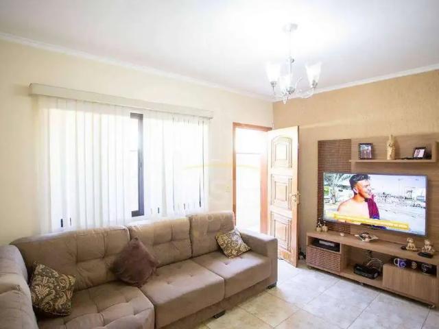 Casa / Sobrado para Locação em Diadema/SP Taboão 3 Quartos