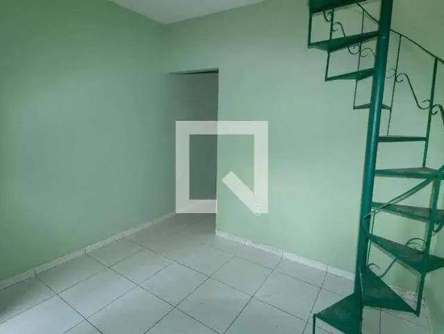 Casa / Sobrado para Locação em Duque de Caxias/RJ Jardim Olavo Bilac 1 Quartos