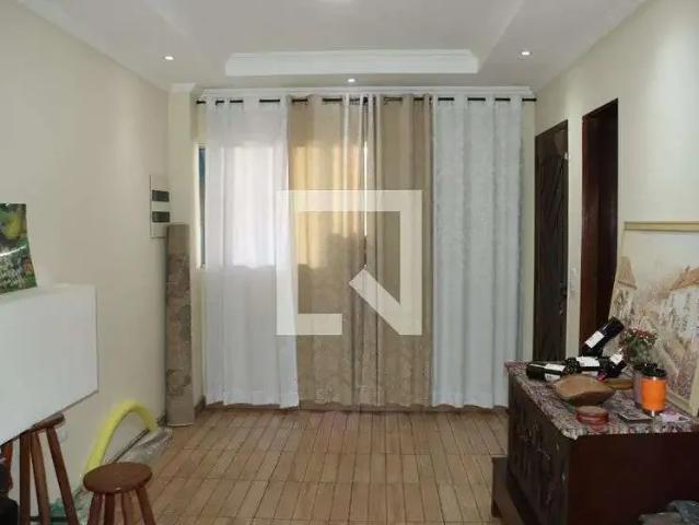 Casa / Sobrado para Locação em Embu das Artes/SP Jardim Santo Eduardo 4 Quartos