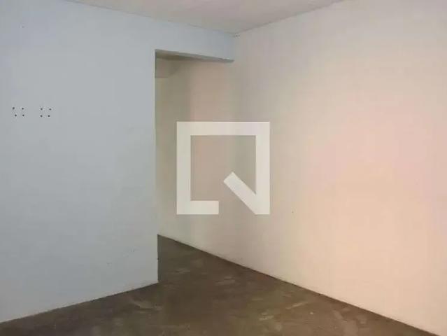 Casa / Sobrado para Locação em Embu das Artes/SP Jardim Santo Eduardo 1 Quartos