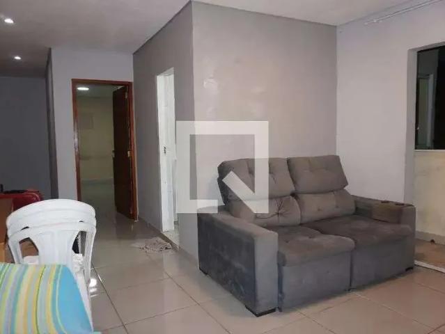 Casa / Sobrado para Locação em Embu das Artes/SP Jardim Santo Eduardo 2 Quartos