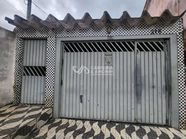 Casa / Sobrado para Locação em Embu das Artes/SP Jardim Santa Tereza 2 Quartos