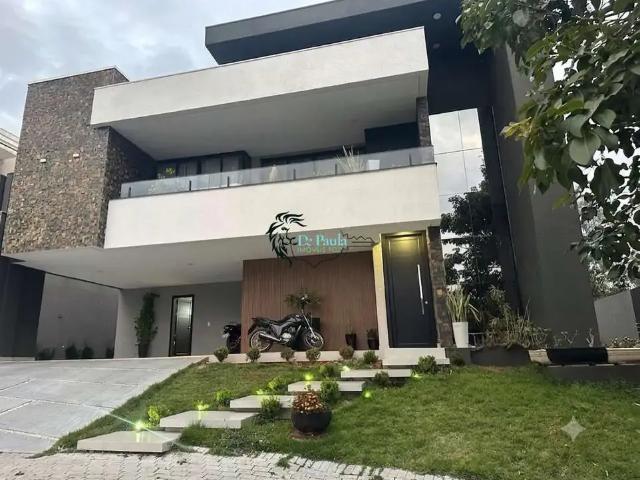 Casa / Sobrado para Locação em Foz do Iguaçu/PR Vila Shalon 5 Quartos