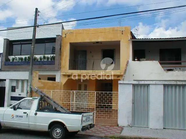 Casa / Sobrado para Locação em Fortaleza/CE Benfica 2 Quartos