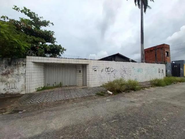 Casa / Sobrado para Locação em Fortaleza/CE Damas 11 Quartos