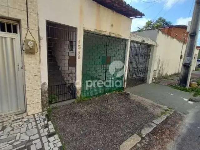Casa / Sobrado para Locação em Fortaleza/CE Fátima 2 Quartos