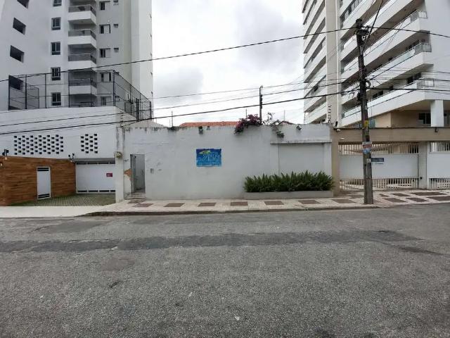 Casa / Sobrado para Locação em Fortaleza/CE Fátima 4 Quartos
