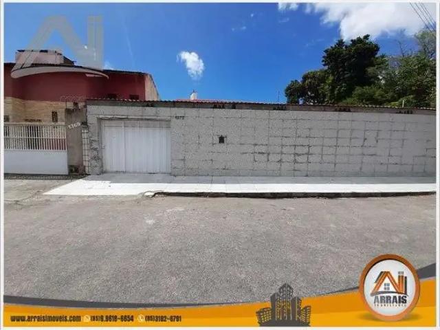 Casa / Sobrado para Locação em Fortaleza/CE Fátima 4 Quartos