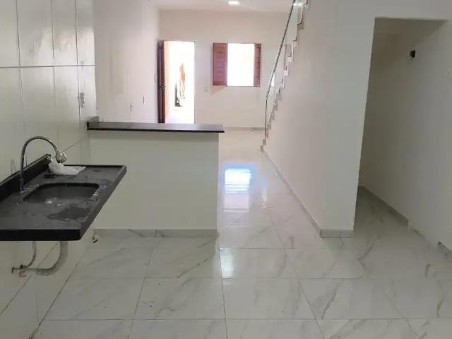 Casa / Sobrado para Locação em Fortaleza/CE Itaperi 2 Quartos
