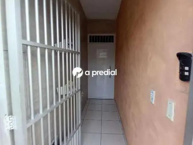 Casa / Sobrado para Locação em Fortaleza/CE João XXIII 2 Quartos
