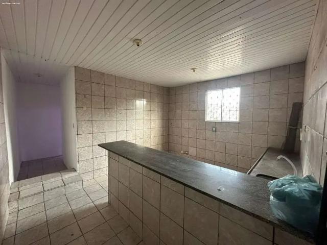 Casa / Sobrado para Locação em Fortaleza/CE Monte Castelo 2 Quartos