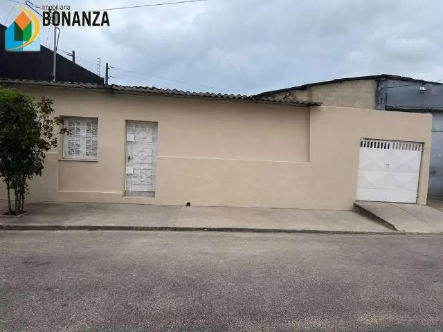 Casa / Sobrado para Locação em Fortaleza/CE São Gerardo 3 Quartos