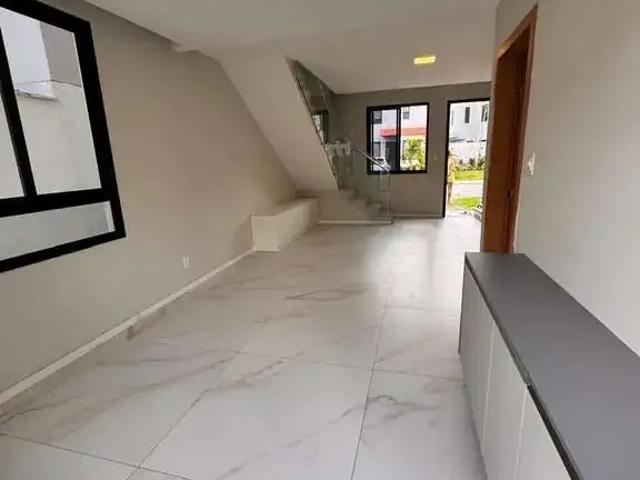 Casa / Sobrado para Locação em Feira de Santana/BA Sim 4 Quartos