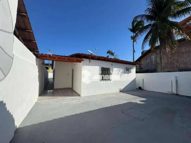 Casa / Sobrado para Locação em Feira de Santana/BA Sim 3 Quartos