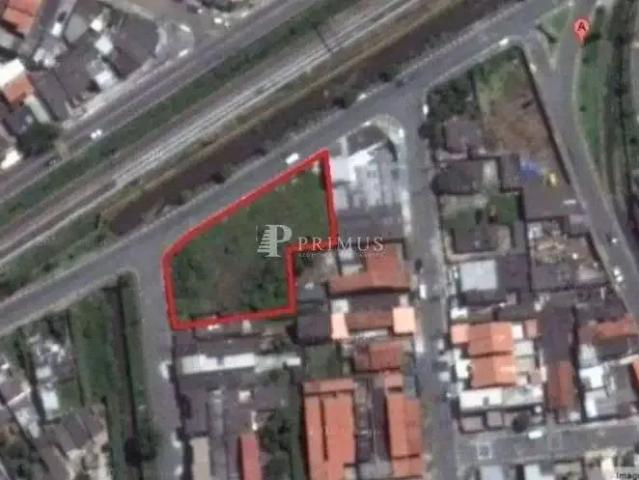 Casa / Sobrado para Locação em Ferraz de Vasconcelos/SP Jardim Ferrazense