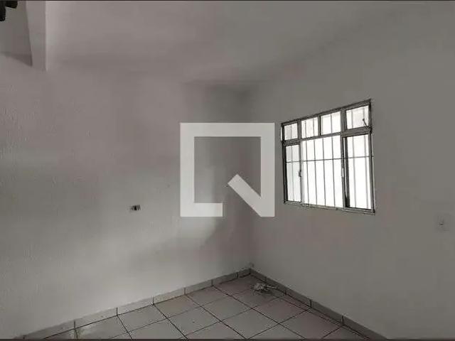 Casa / Sobrado para Locação em Ferraz de Vasconcelos/SP Jardim Primavera 3 Quartos