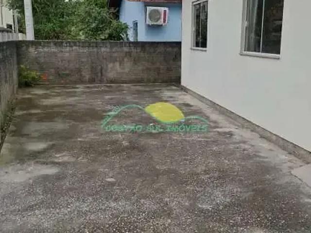 Casa / Sobrado para Locação em Florianópolis/SC Morro das Pedras 2 Quartos